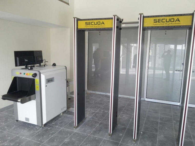 SECUDA SEC 200 WALKTHROUGH BODY SEARCHING METAL DETECTOR - Eng